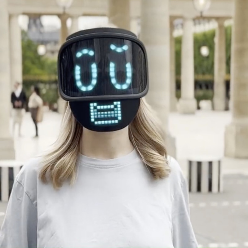 Qudi Mask 2｜感情を誇張し、あなたの言葉や動きに反応するスマートマスク - ガジェットの購入なら海外通販のRAKUNEW(ラクニュー)